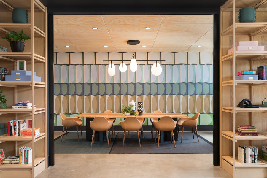 CROSS FRAME-BASE MEETING TABLE - Hugo & Hoby