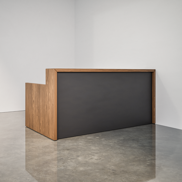 L-Shaped, Sit-to-Stand - Hugo & Hoby